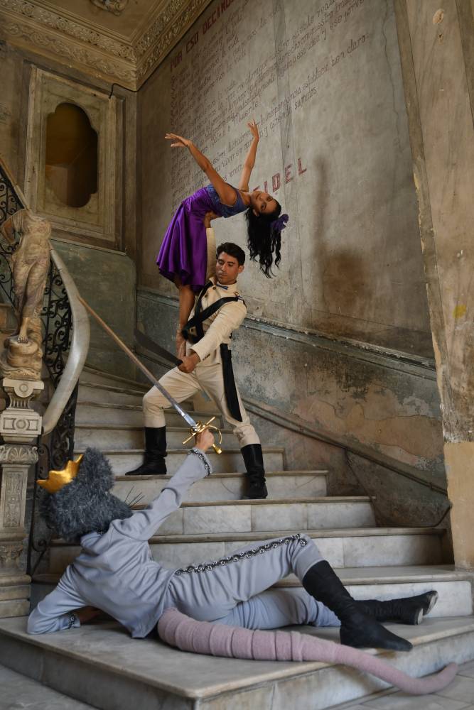 Carlos Acosta's brand-new dance production 'Carlos Acosta's Nutcracker in Havana' to open at ...