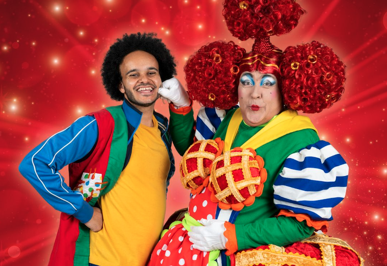 Panto stars to switch on Festive Lights